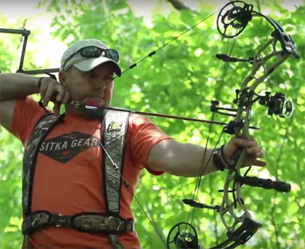 Compound Bow Test: Bear Escape - HuntStand