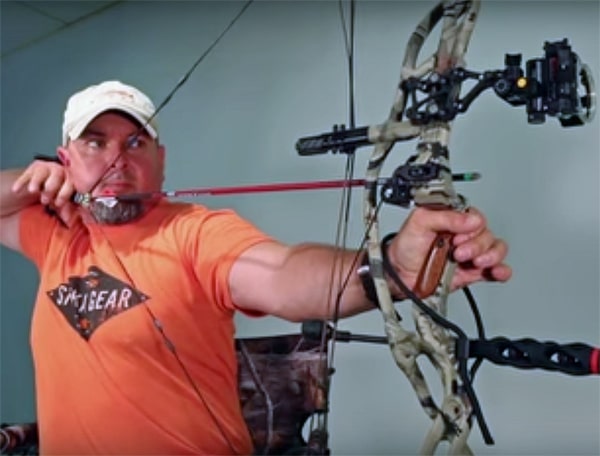 Compound Bow Test: Hoyt Carbon Defiant - HuntStand