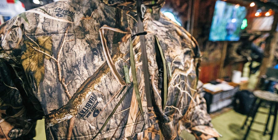 Mossy Oak Shadow Grass Habitat Waterfowl Camo - HuntStand